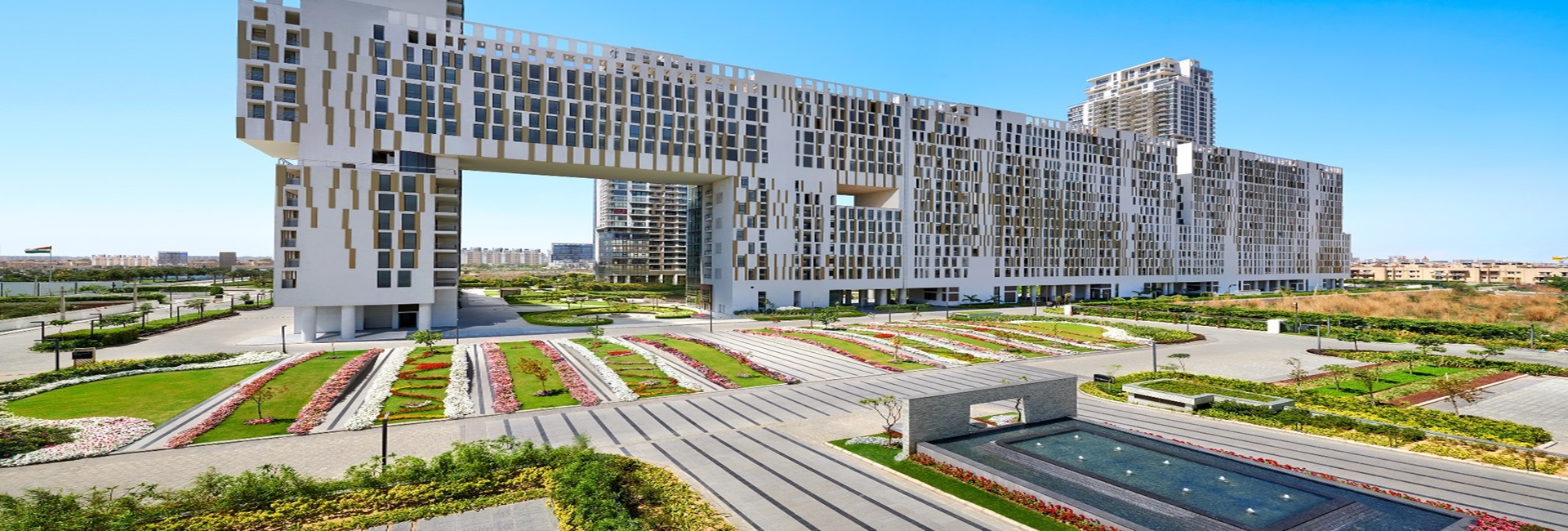 DLF The Dahlias - Sapphirre Realty